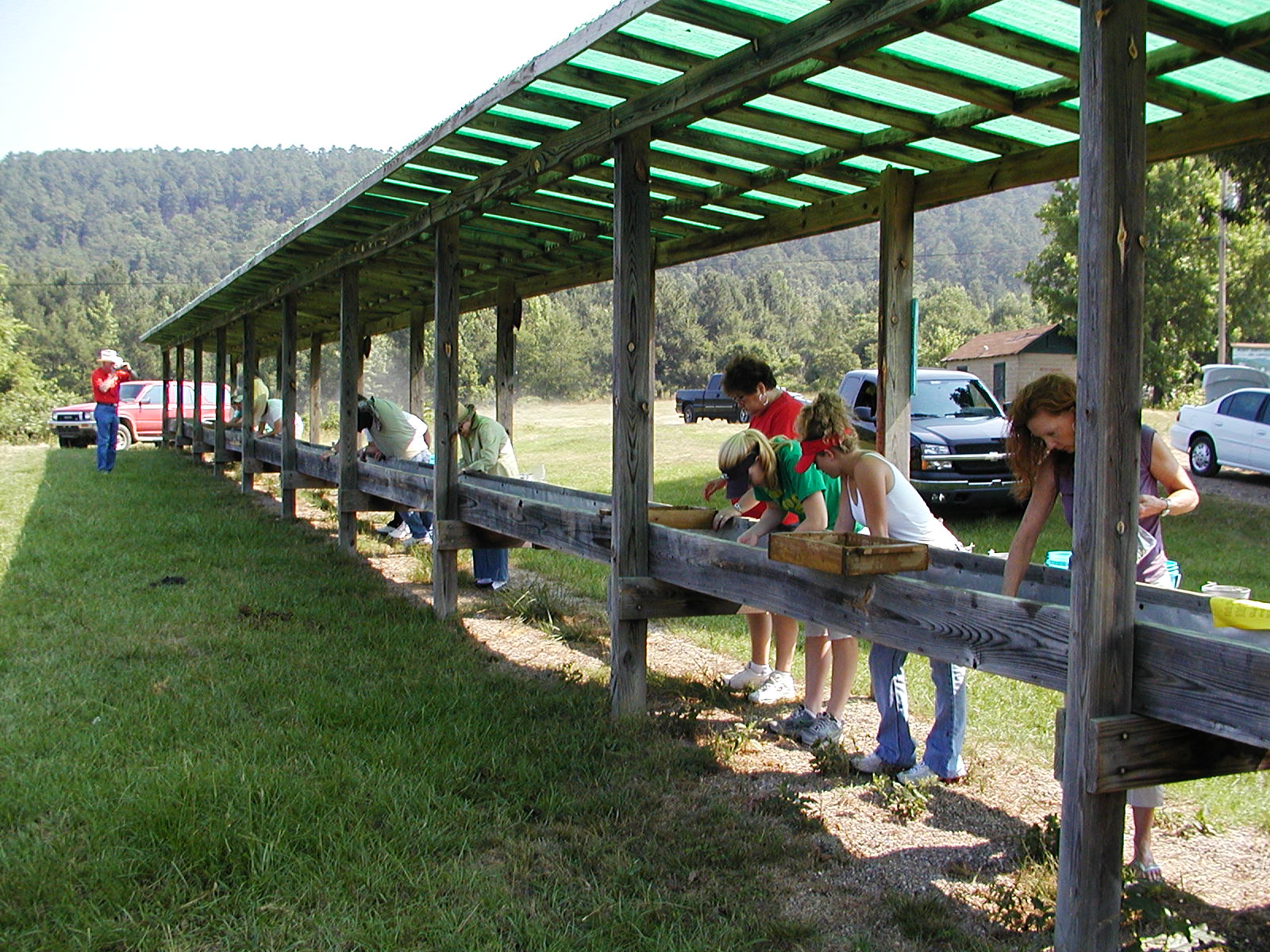 (Video) Quartz Crystal Mining at Wegners | Arkansas.com