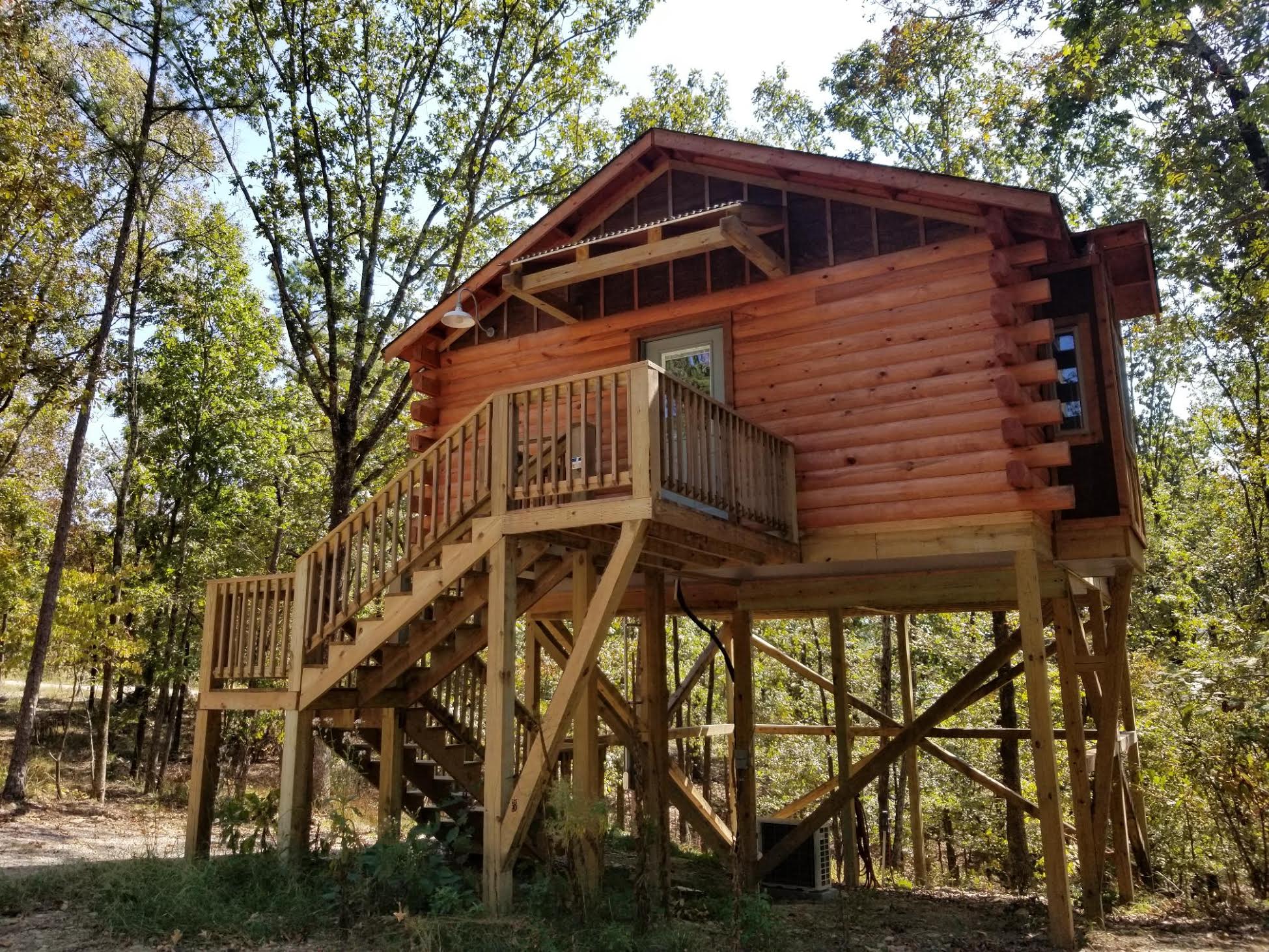 Hot Springs Treehouses offers a place to stay among the canopy ...