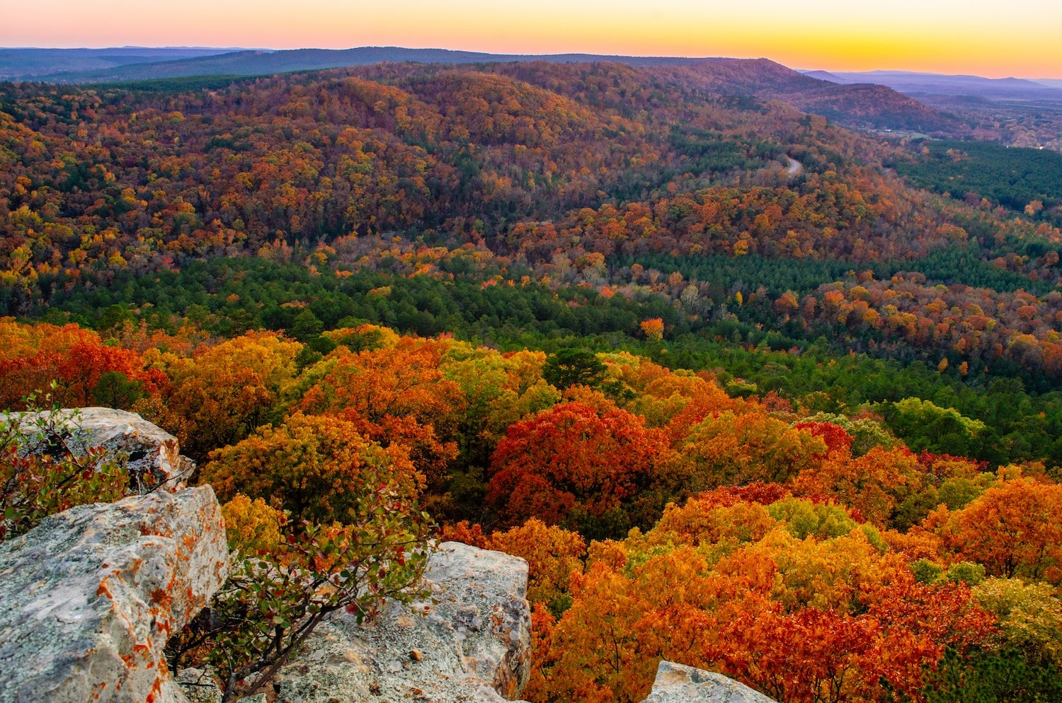 Scenic Fall Drives Around Central Arkansas | Arkansas.com